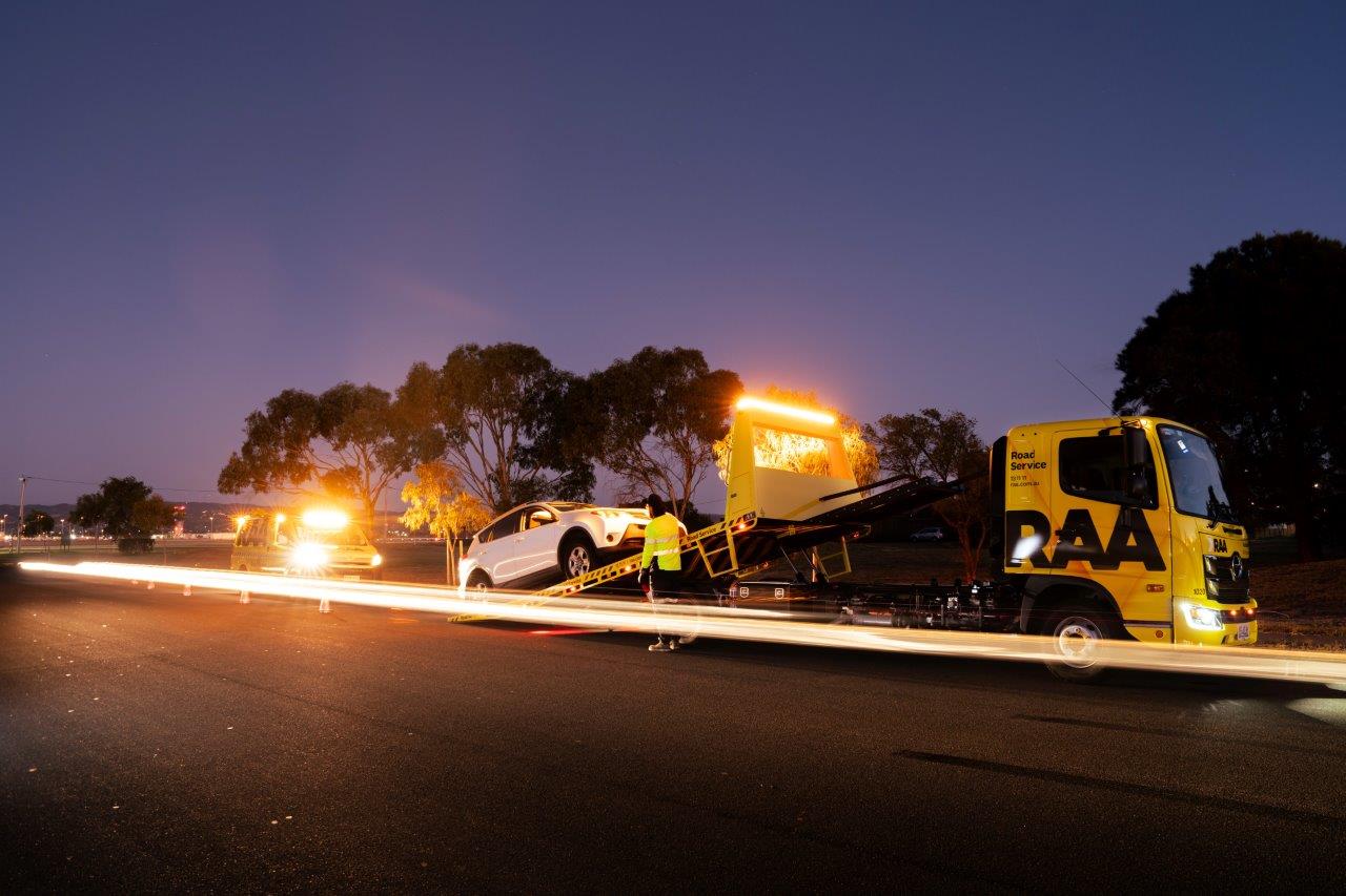Slow Down for Yellow – it’s the law - RAA Daily